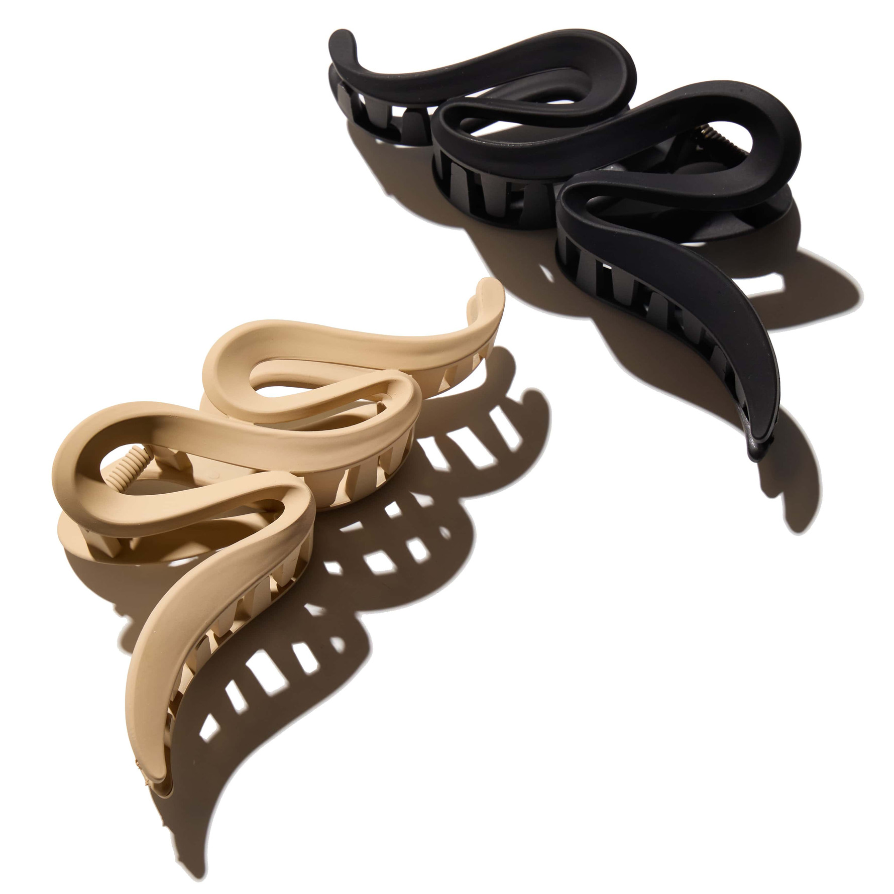 Køb Claw Hair Clips Wave Black/Beige fra Hairlust - Matas