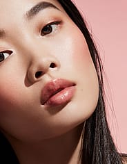 Køb Cheeks Out Freestyle Cream Blush Petal Poppin fra Fenty Beauty - Matas
