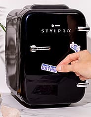 Køb Beauty Fridge Black fra STYLPRO - Matas