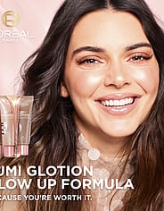 Køb Lumi Glotion Highlighter 902 Light Glow fra L'Oréal Paris - Matas