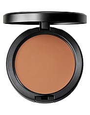 Køb Studio Fix Plus Powder Foundation NW45 fra MAC - Matas