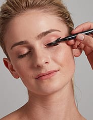 Køb Epic Ink Liner 01 Black fra NYX PROFESSIONAL MAKEUP - Matas