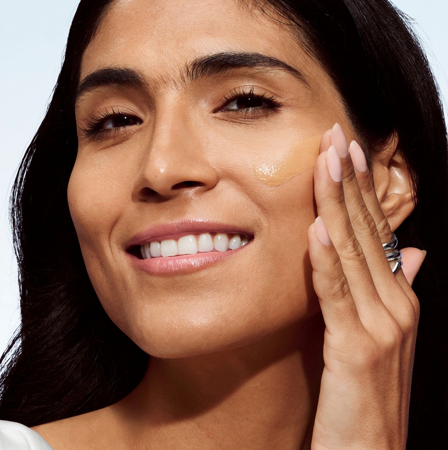 Kjøp Even Better Vitamin Makeup SPF50 Light Medium Cool 4 - Clinique - KICKS