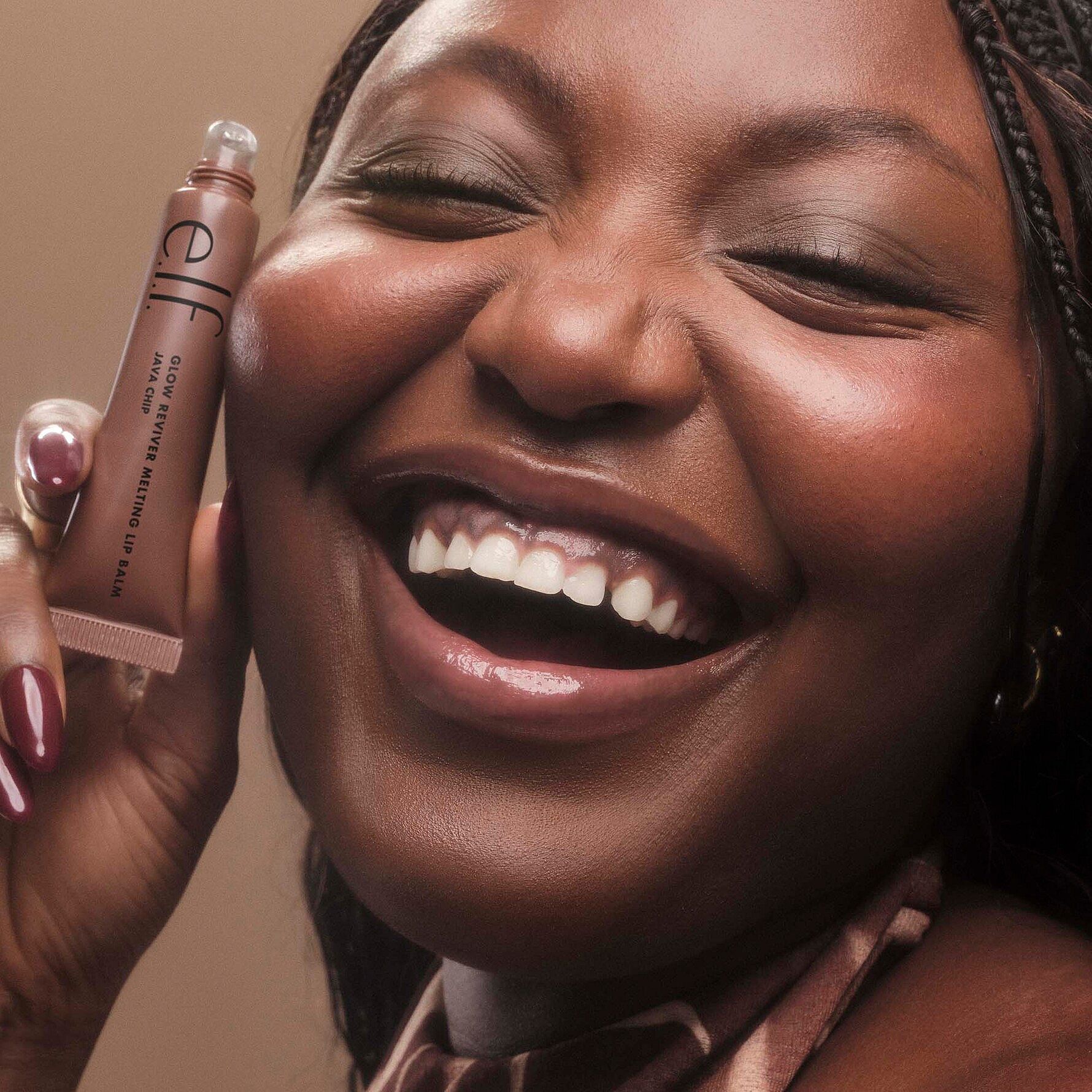 Køb Glow Reviver Melting Lip Balm Java Chip fra e.l.f. - Matas