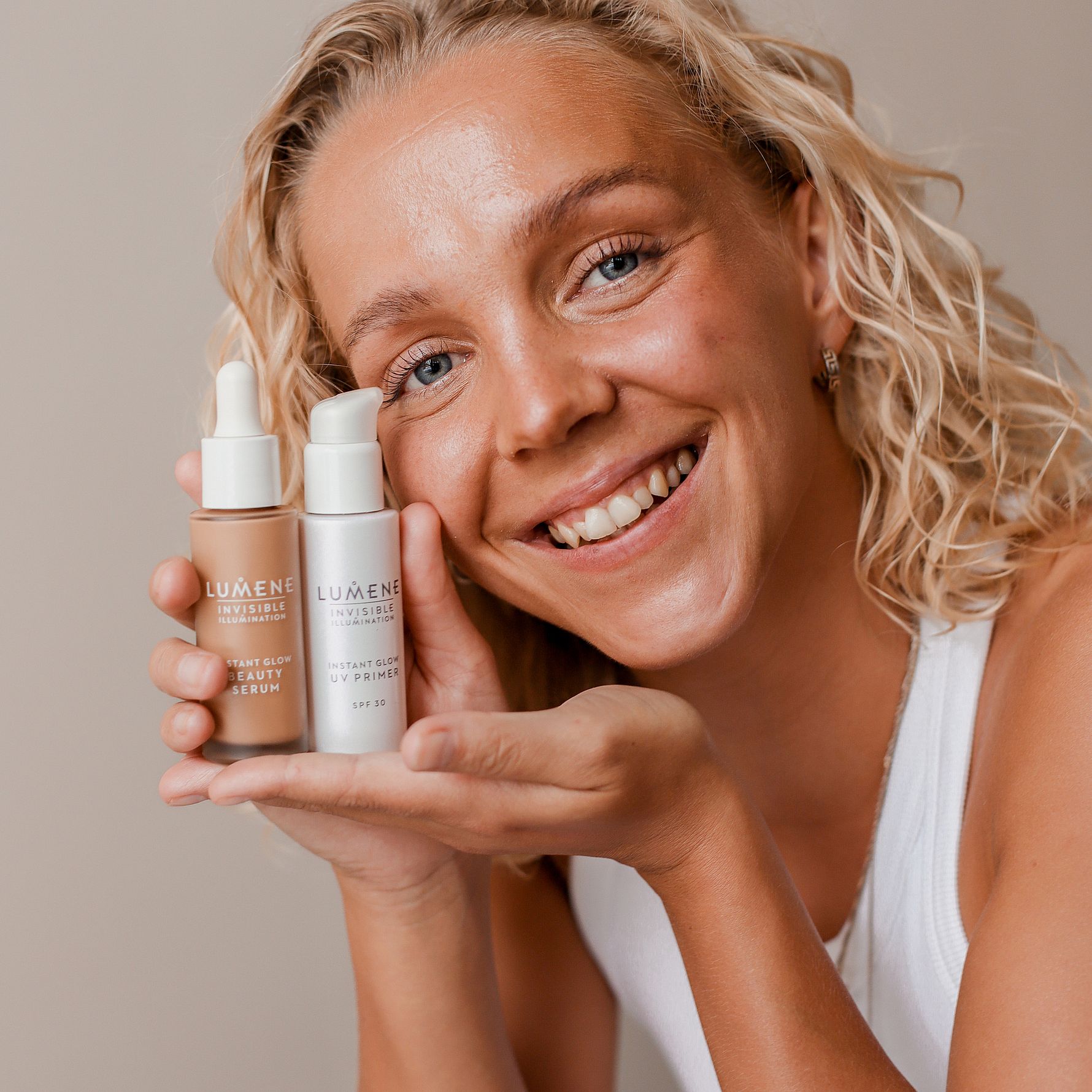 Køb Invisble Illumination Instant Glow Serum Bronze fra Lumene - Matas
