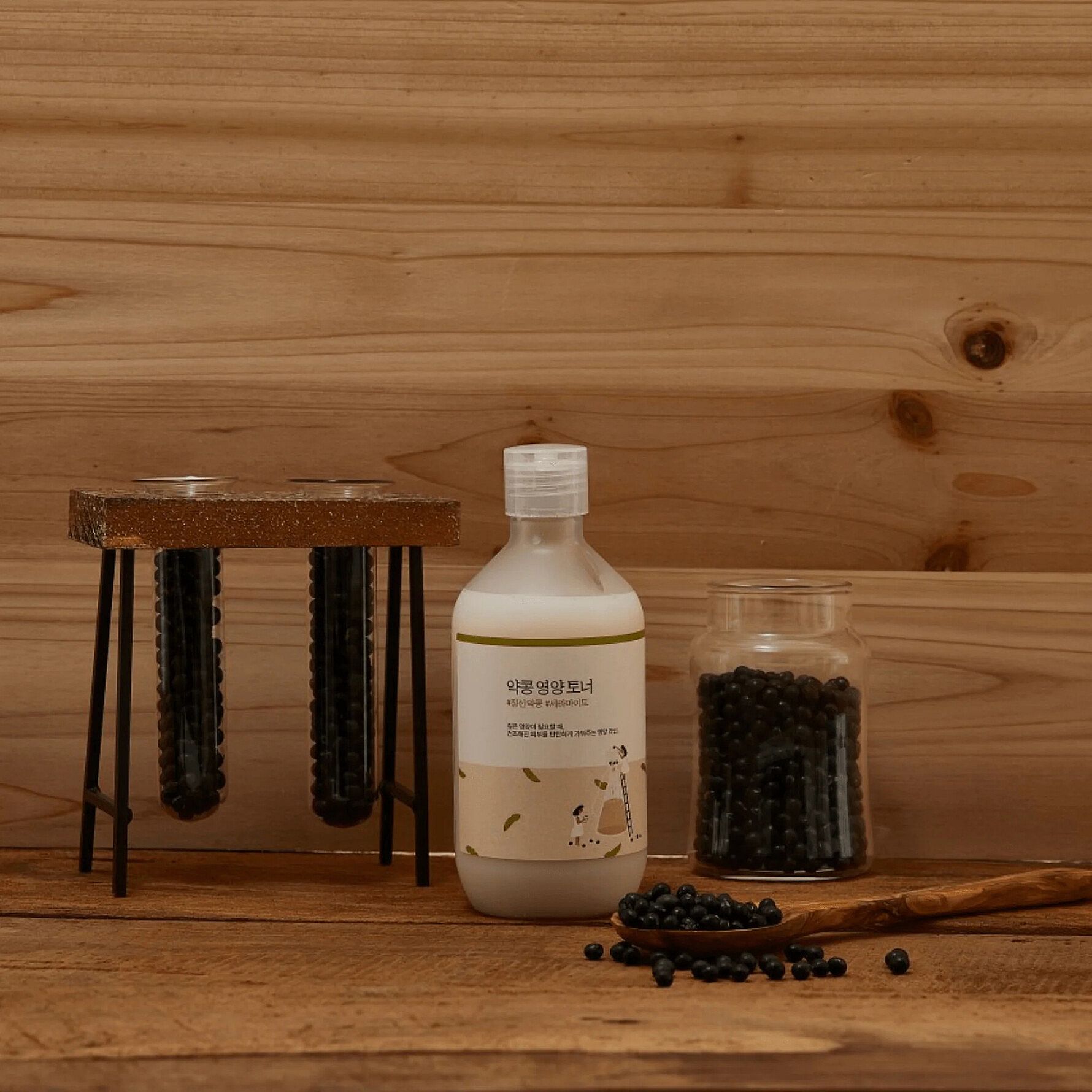 Køb Soybean Nourishing Toner 300 ml fra Round Lab - Matas