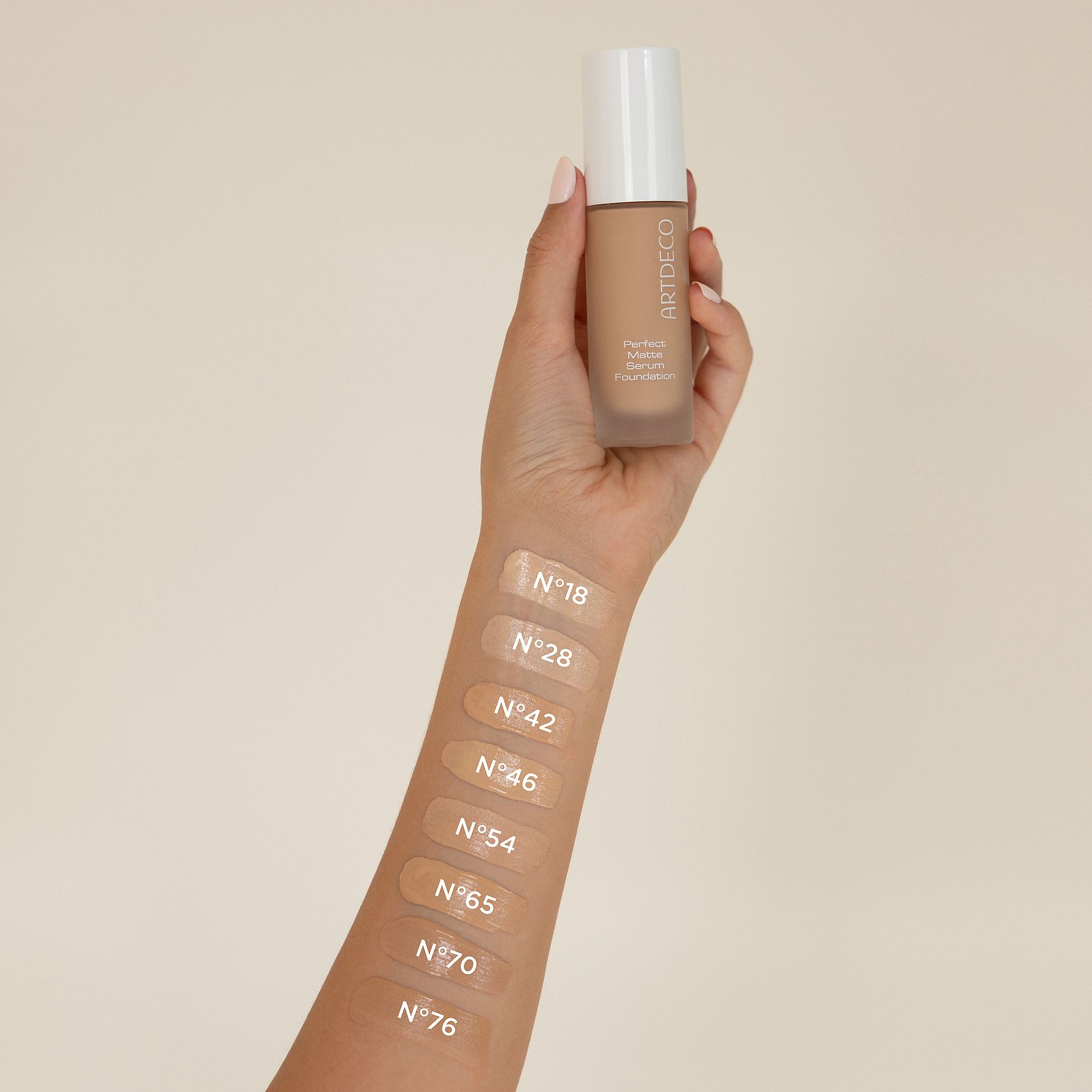 Köp Perfect Matte Serum Foundation 65 Honey - ARTDECO - KICKS