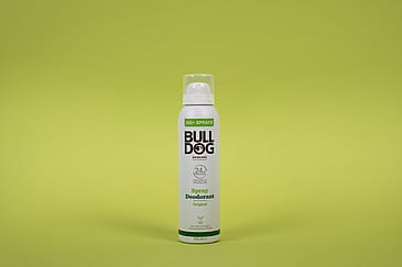 Køb Original Spray Deodorant 125 ml fra Bulldog - Matas