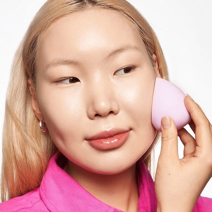 Køb Make Up & Baking Sponge 01 Dab & Blend fra Essence - Matas