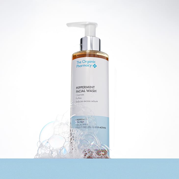 Køb Peppermint Facial Wash 200 ml fra The Organic Pharmacy - Matas