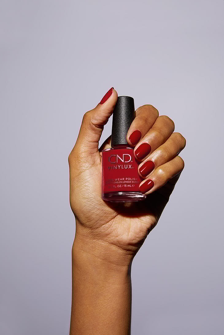 Køb VINYLUX Long Wear Polish 364 Devil Red fra CND - Matas