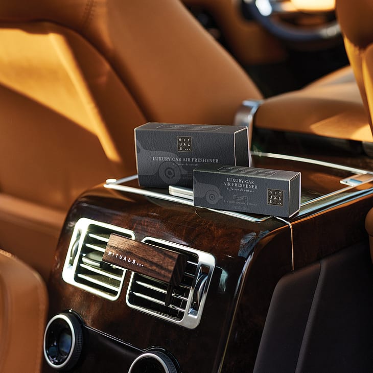 Køb Homme Car Air Freshener Refill 2 x 3 g fra RITUALS - Matas