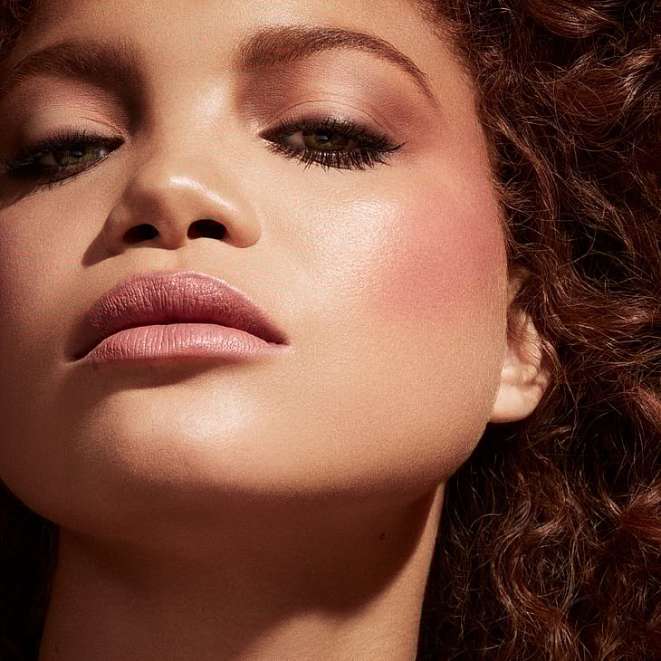 Køb Cheeks Out Freestyle Cream Blush Cool Berry fra Fenty Beauty - Matas