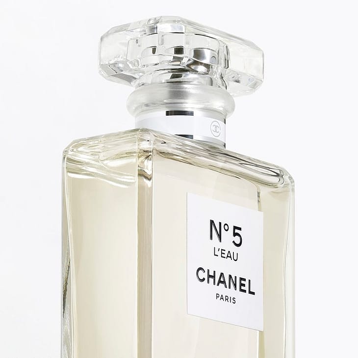 Køb Eau De Toilette Spray 50 ml fra CHANEL - Matas
