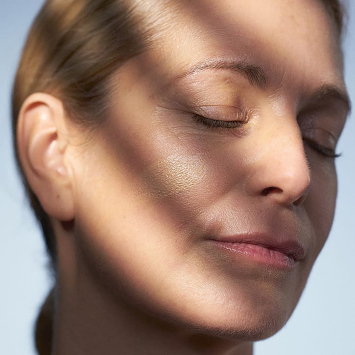 Køb CS Face UVAge TintLight SPF50+ - Matas