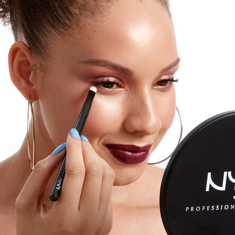 Köp NYX PROFESSIONAL MAKEUP från Pro Micro Smudging Brush - Matas