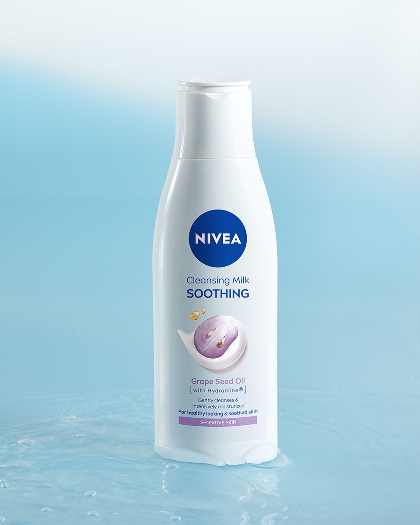 Køb Essentials Cleansing Milk Sensitive 200 ml fra NIVEA - Matas