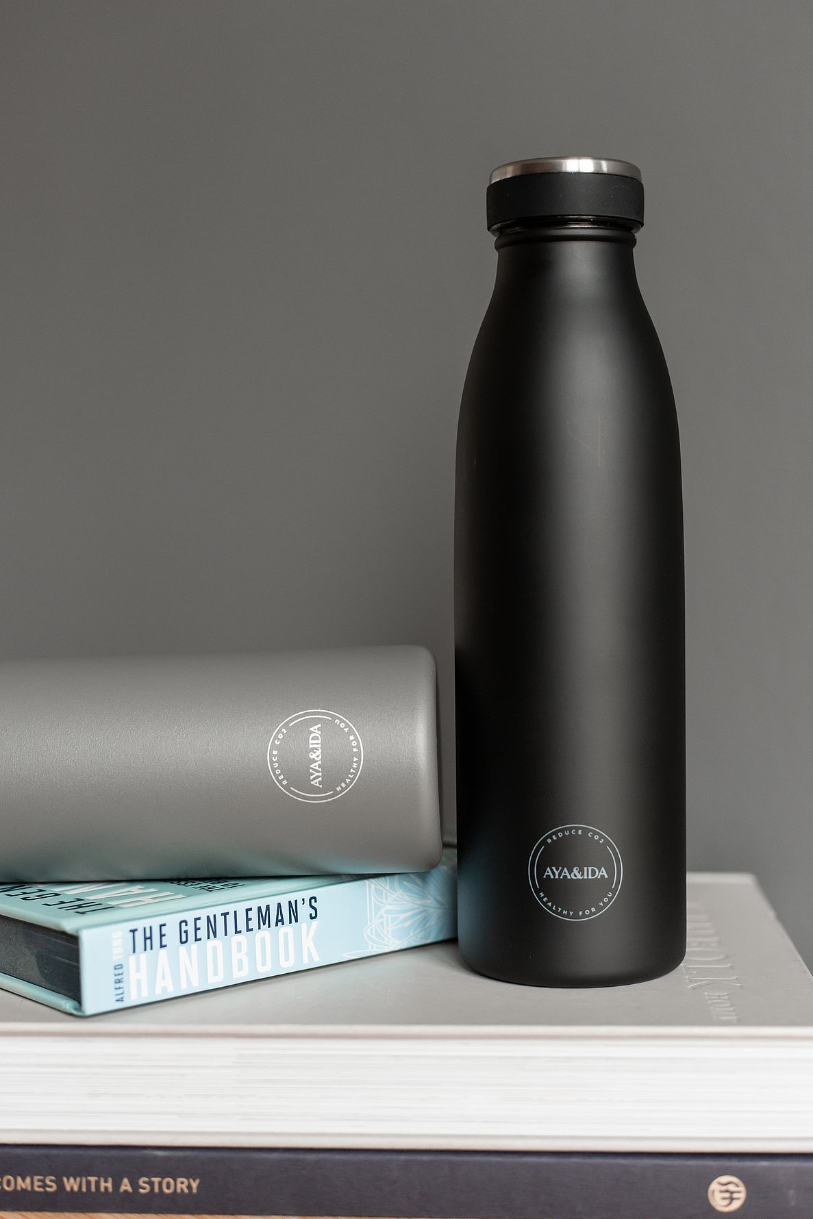 Køb Drikkeflaske 500 ml Matte Black fra AYA&IDA - Matas