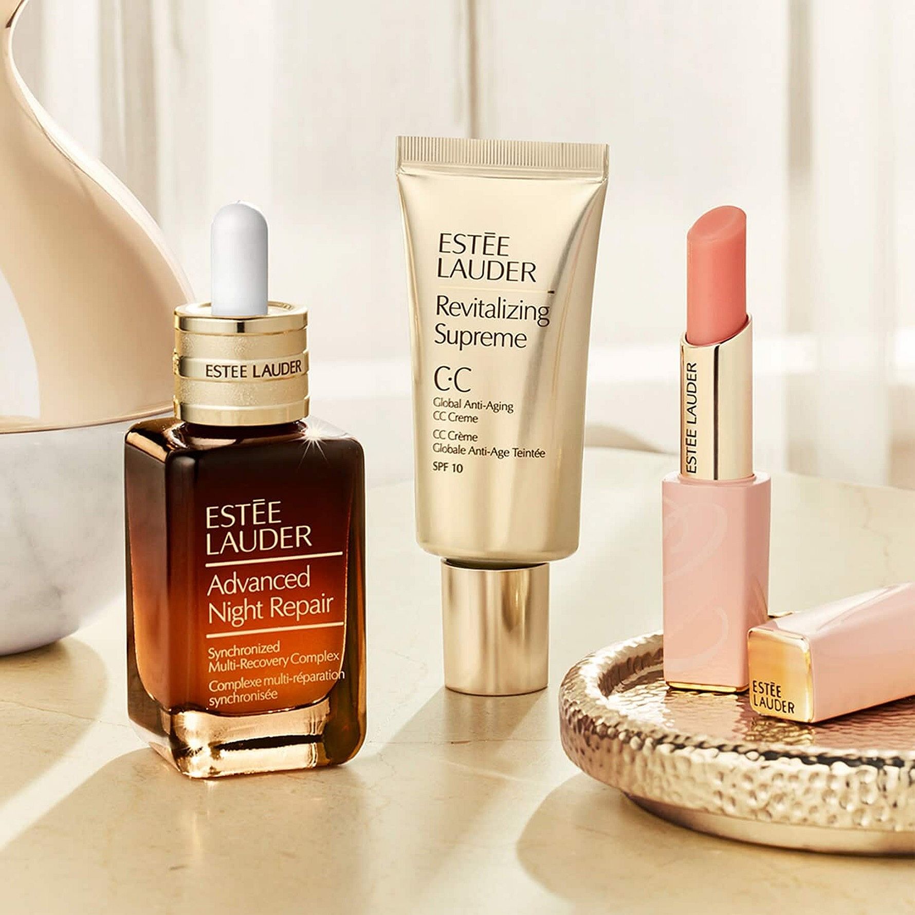 Køb Revitalizing Supreme Anti-Aging CC Creme SPF 10 30 ml fra Estée ...